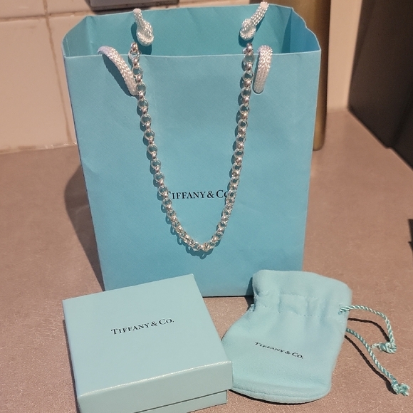 Tiffany & Co. | Accessories | Tiffany Co Sterling Silver 925 Round Link ...